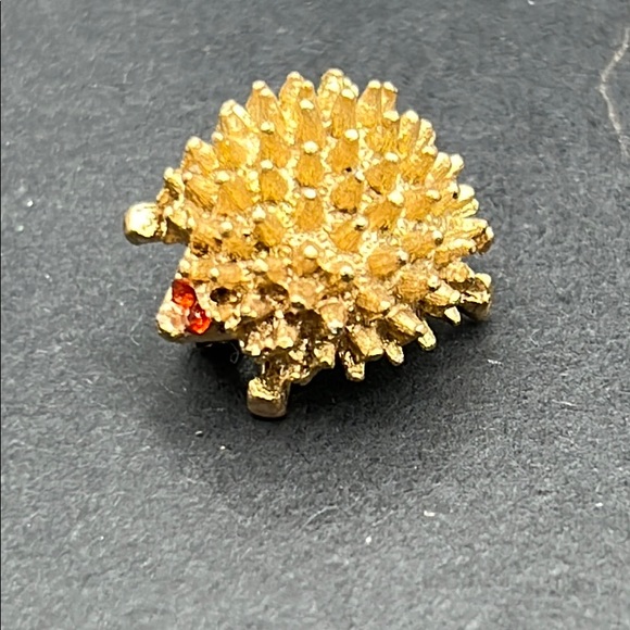 Vintage | Jewelry | Vintage Adorable Hedgehog Brooch | Poshmark